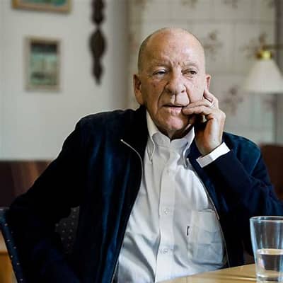 Pehr Gustaf Gyllenhammar, Former CEO and Chairman of VOLVO ...
